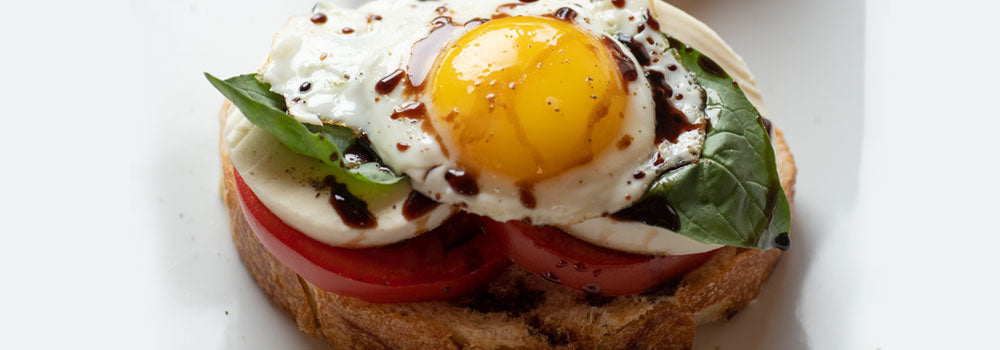 Caprese & Fried Egg Tartines – Santa Fe Olive Oil & Balsamic Co.